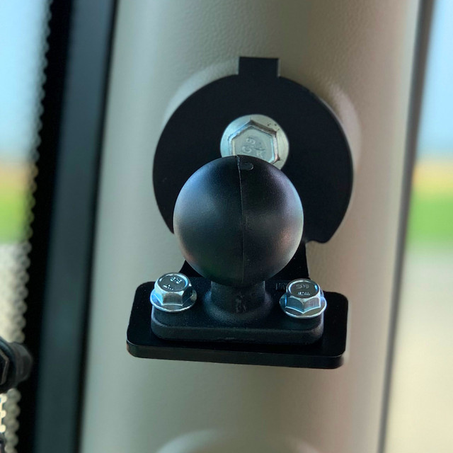 RAM Mounts - Page 1 - Display Bracket - Quality Agricultural Accessories