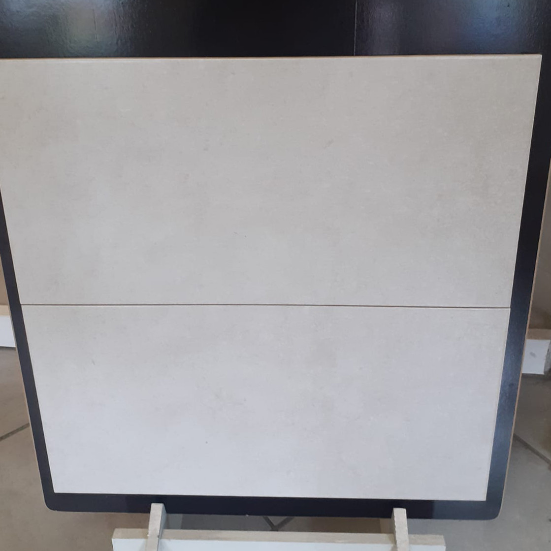 White Stone Effect Ceramic Wall Tiles in Liverpool