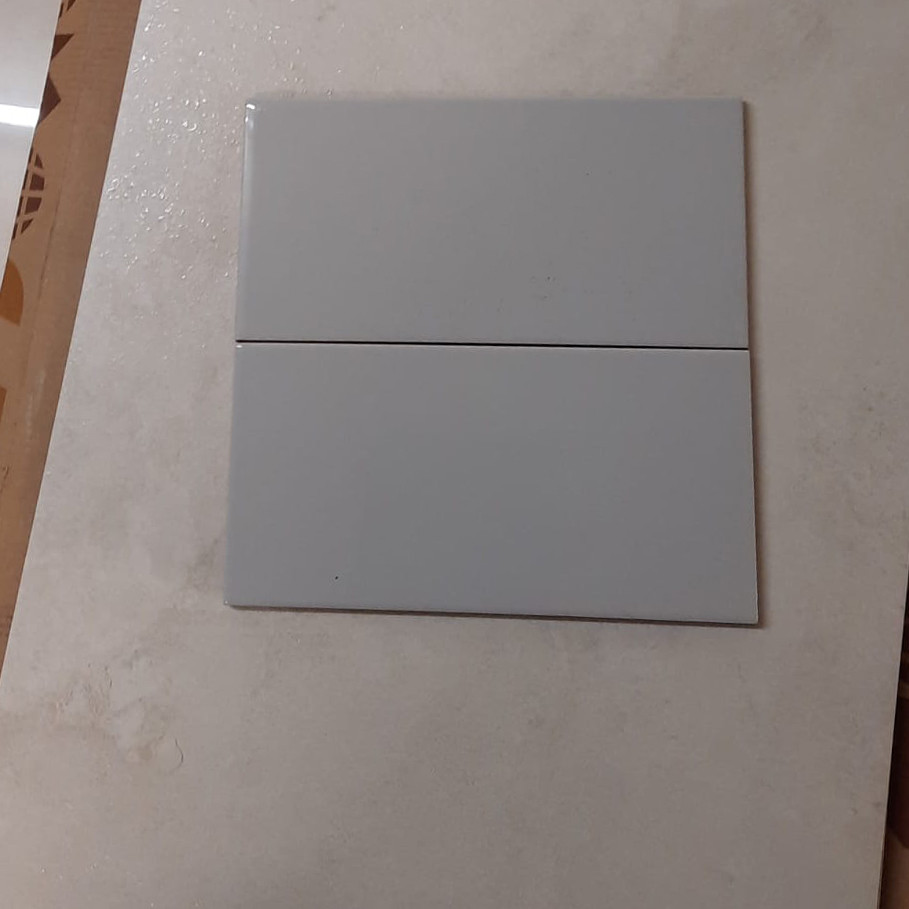 Job Lots of Ceramic and Porcelain Tiles