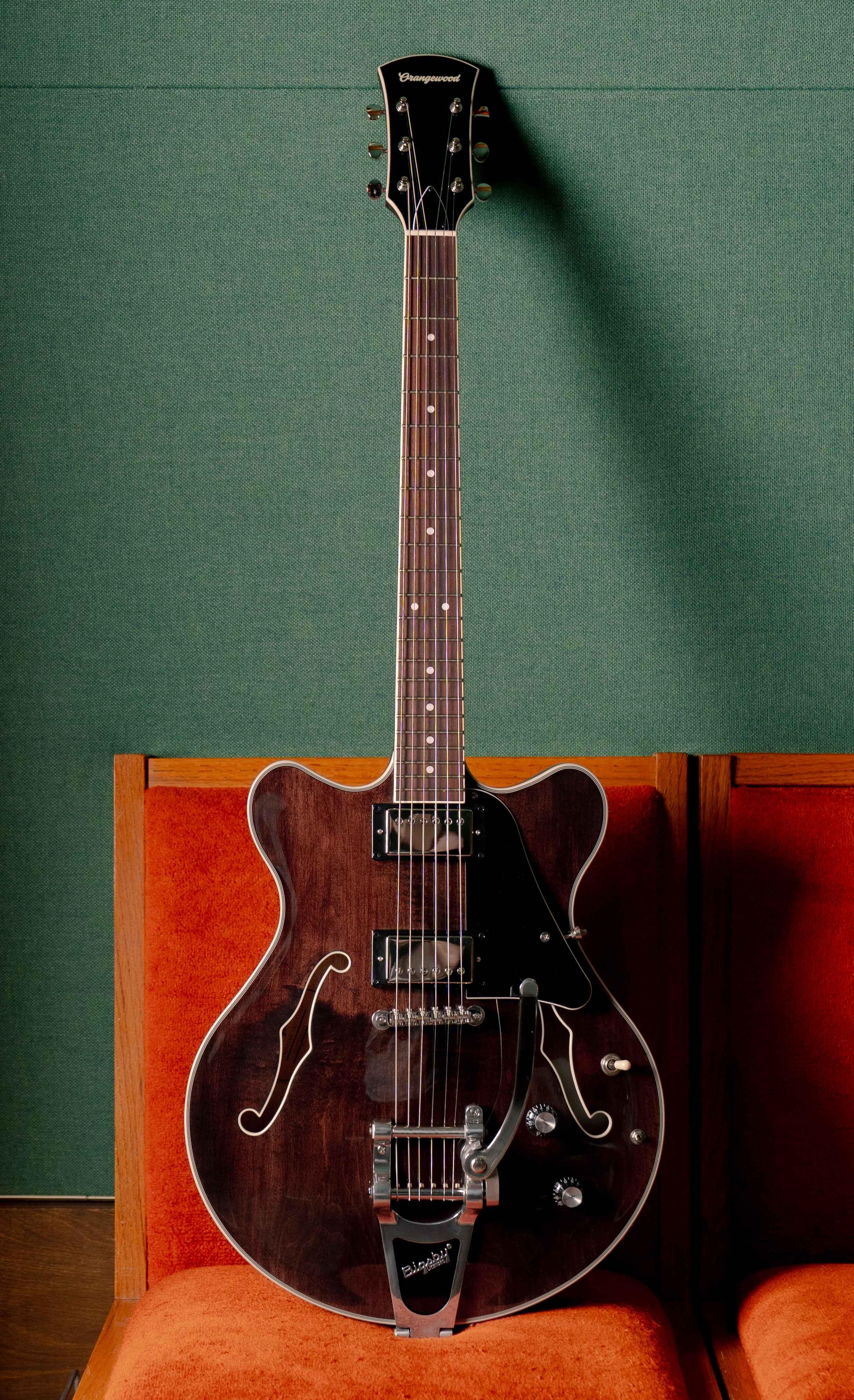 Orangewood Clementine Bigsby Semi-Hollow Electric Guitar in Dark Walnut ...