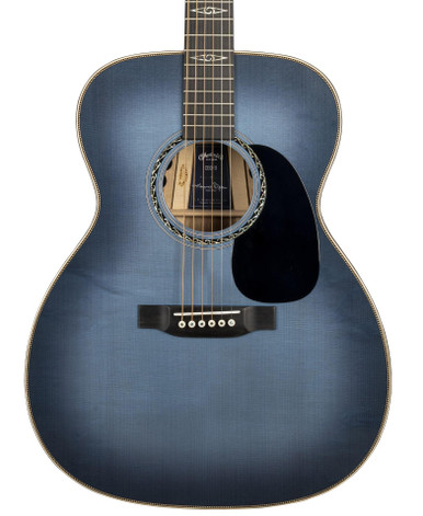 Martin Limited Edition CEO-11 Electro Acoustic Guitar in New Horizons ...
