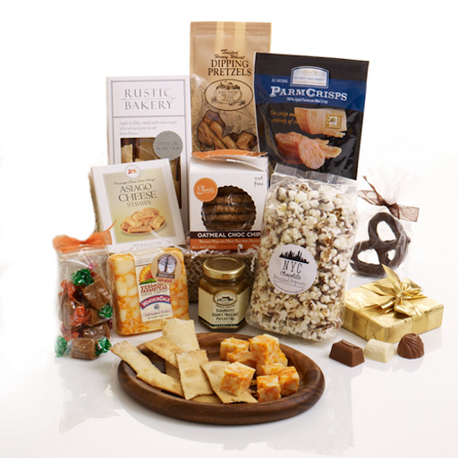 How to Choose the Perfect Gift Baskets for Coworkers - Holbrook Cottage
