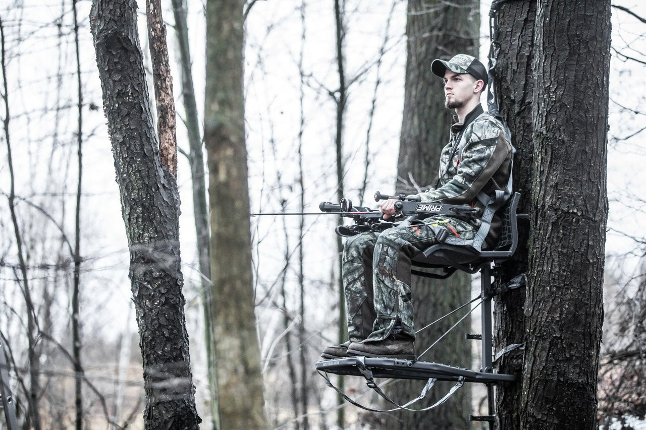 Hang On Tree Stands Hawk Cruzr Bone Collector Hang-On 1-Piece Big Game ...