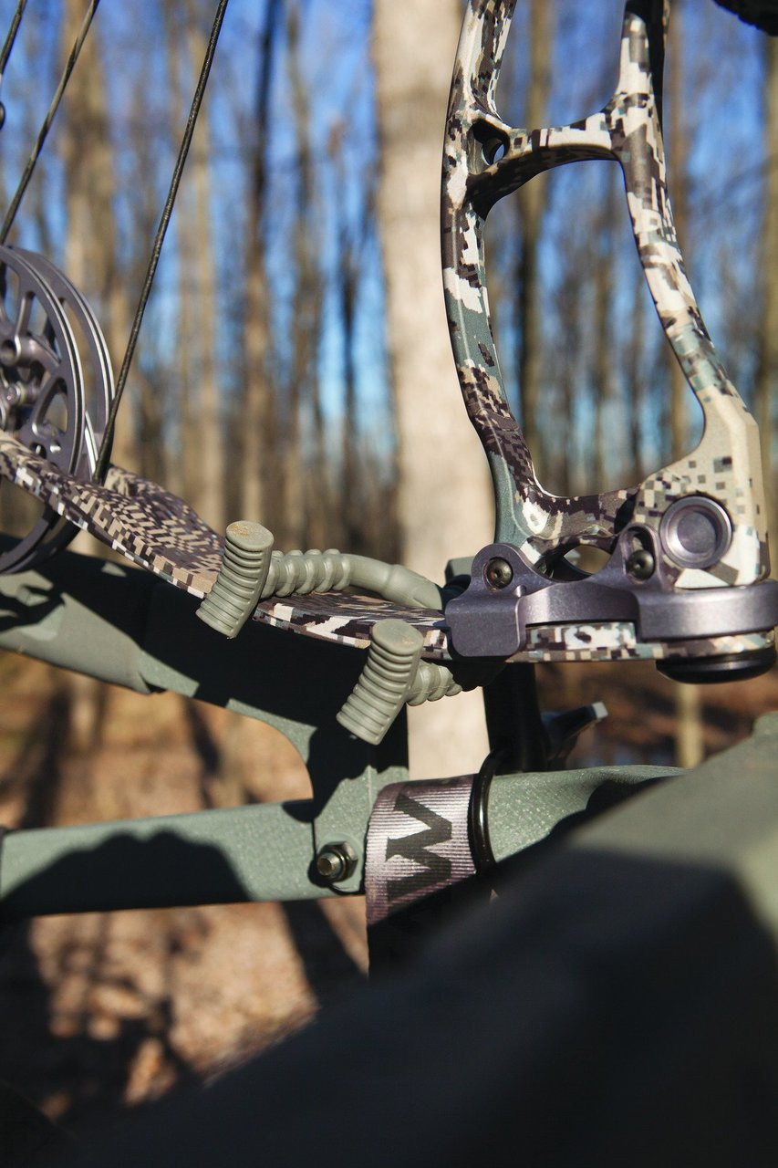 LIMB GRIP Bow Holder - Hawk Treestands