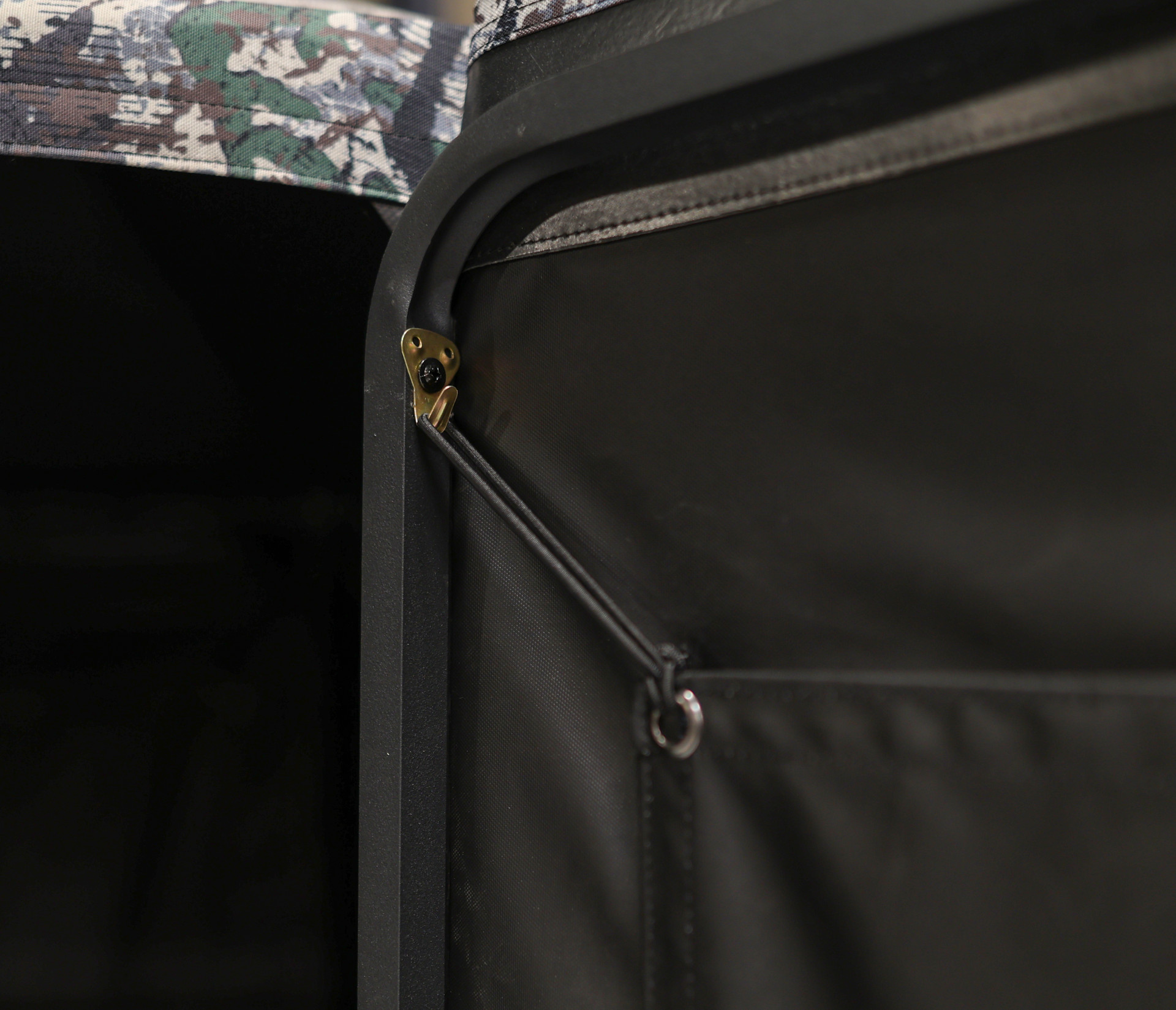 Scout Blind - Chaos - Hawk Treestands