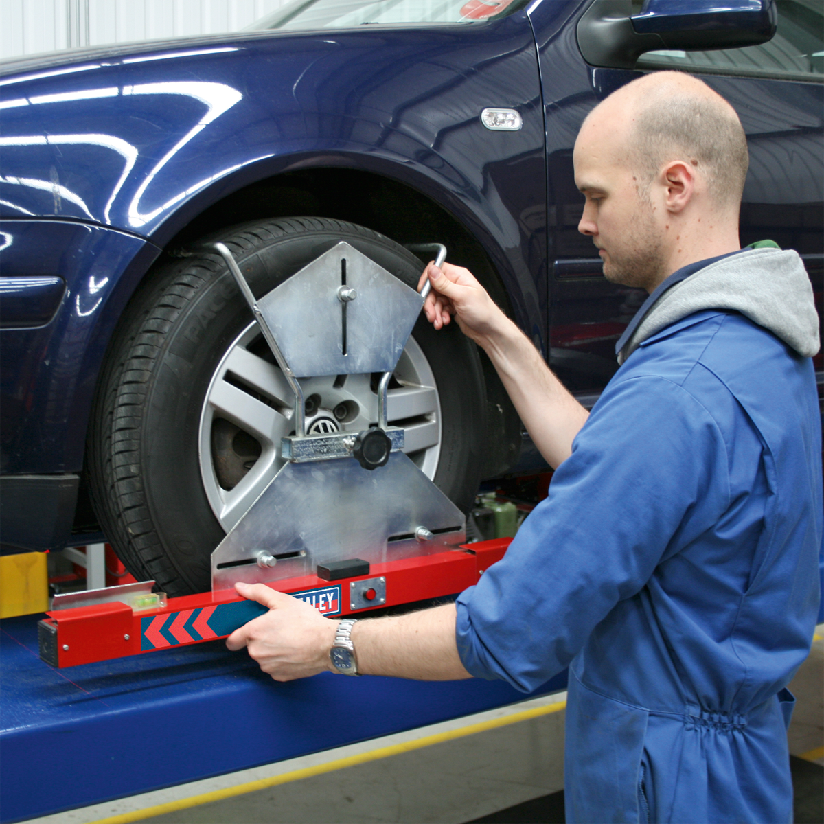 Four-Wheel Laser Wheel Aligner | GA70 | Sealey