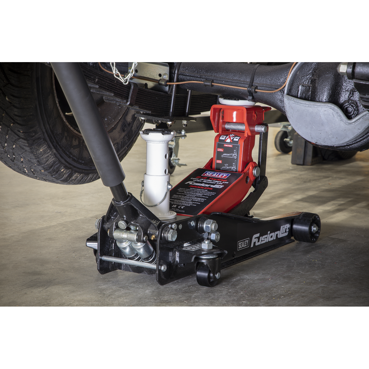 Low Profile 2 Tonne Highlift 3 Tonne Trolley Jack with Rocket Lift ...