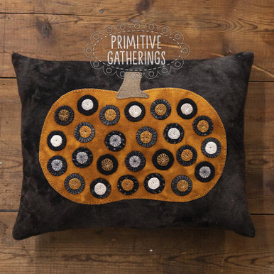 Late October Pillow and Mini Quilt PRI-2050 - Primitive Gatherings ...