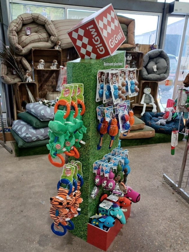 GiGwi Crocodile Plush Dog Toy with TPR Neck - Pedigree Wholesale Ltd