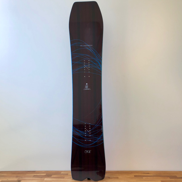 Snowboards & Splitboards - Australia | The Mountain Garage