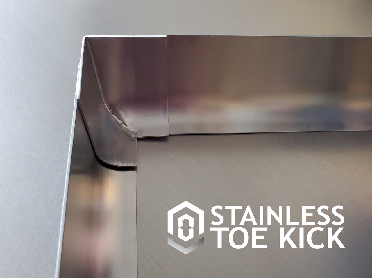 Easy Sweep Cove Toe Kick Inside Corner- Stainless (Grained)