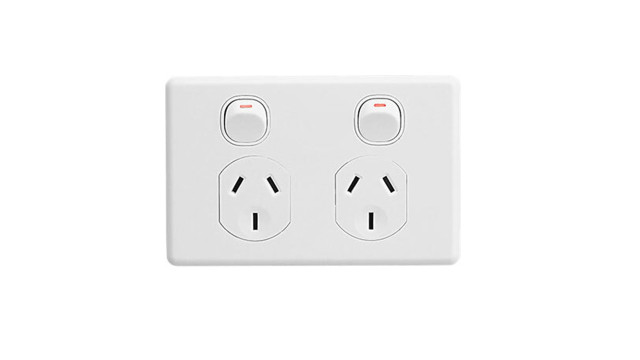 Clipsal Classic Double Power Point 10A