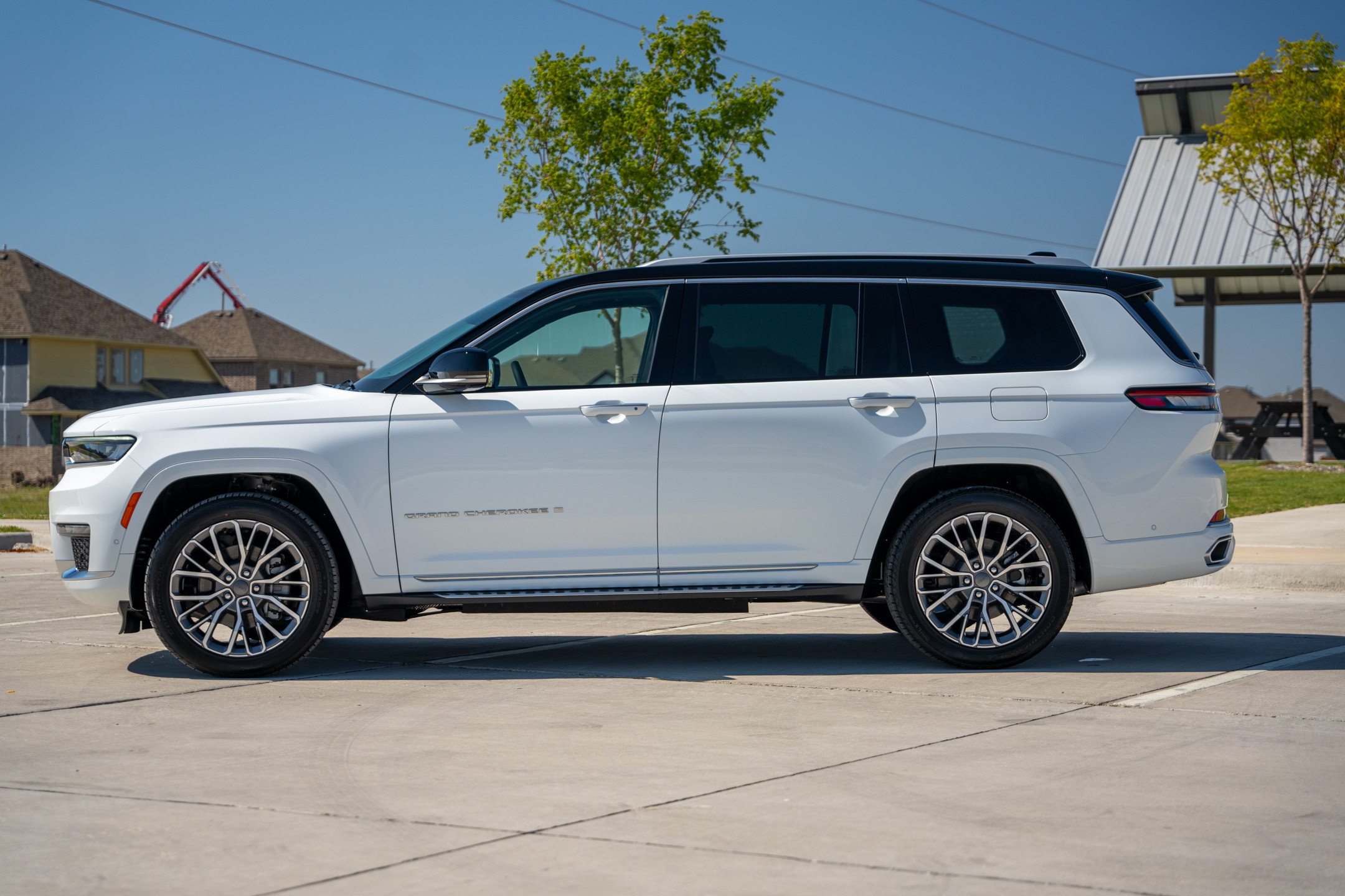 Sold !! 2023 Jeep Grand Cherokee L Summit Reserve #100370 - Collins ...