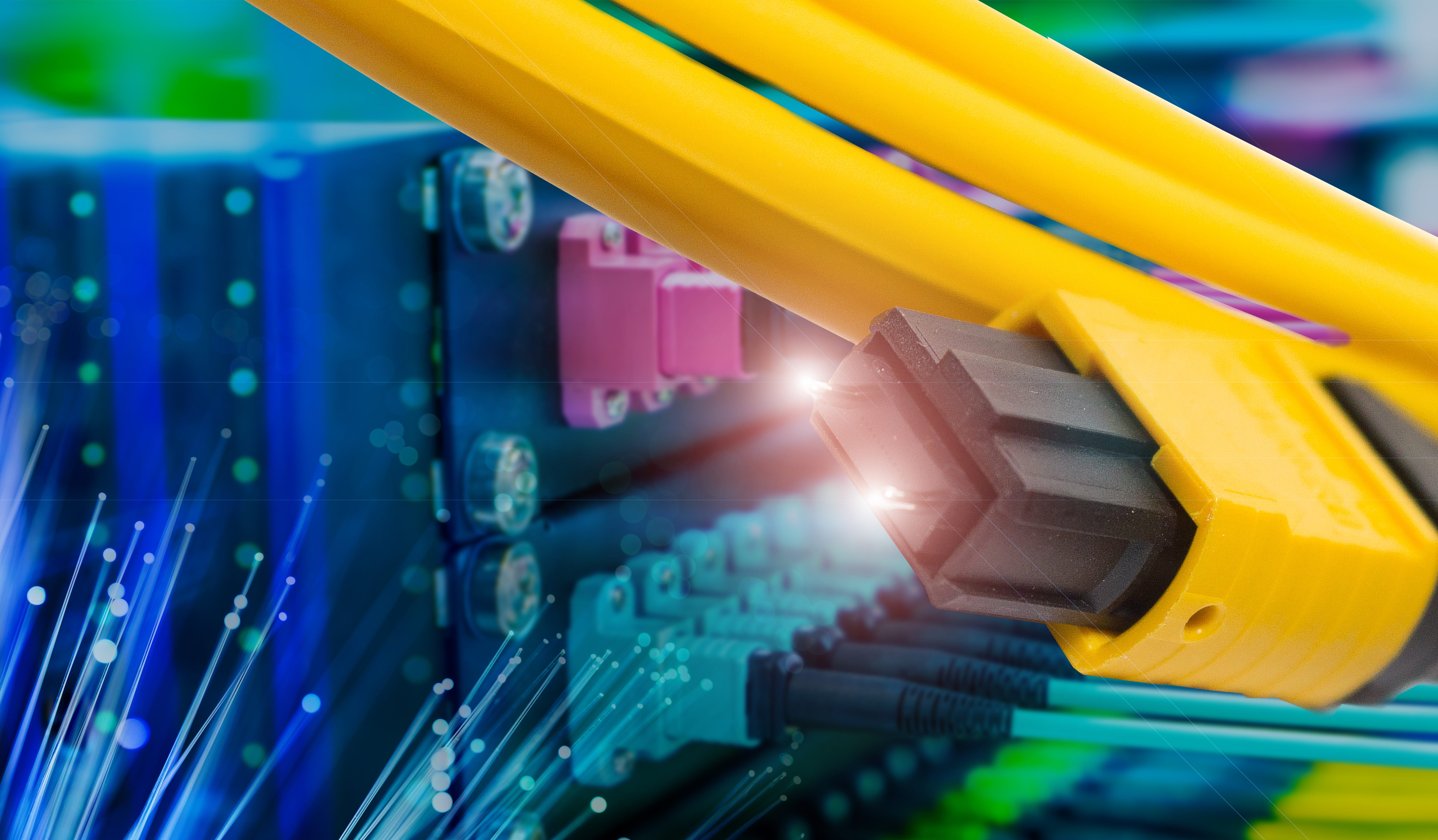 MPO Type A vs. MPO Type B - Cables Plus USA