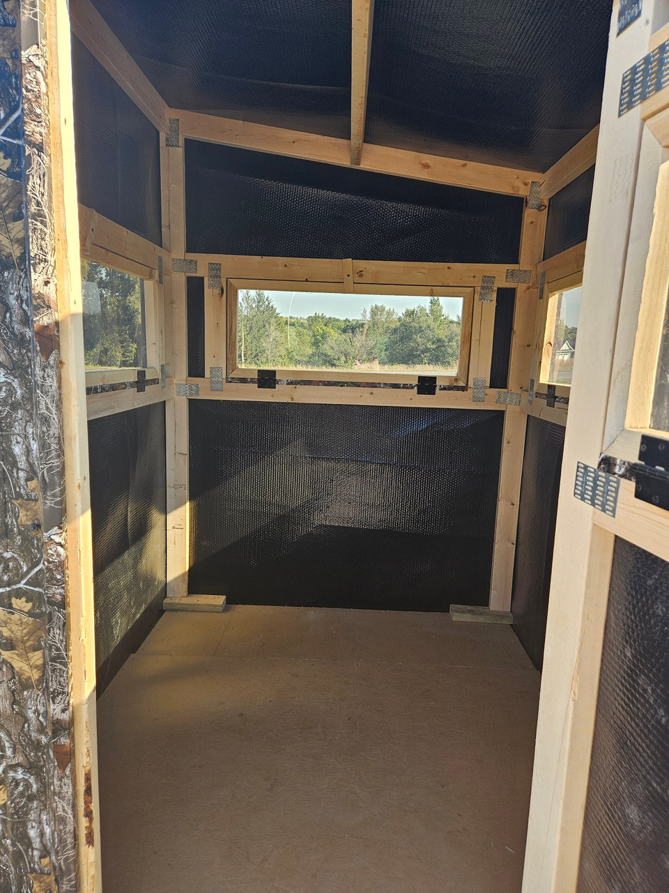 Lone Wolf 5.5x5 Amish Camo Hunting Blind | Outdoorica