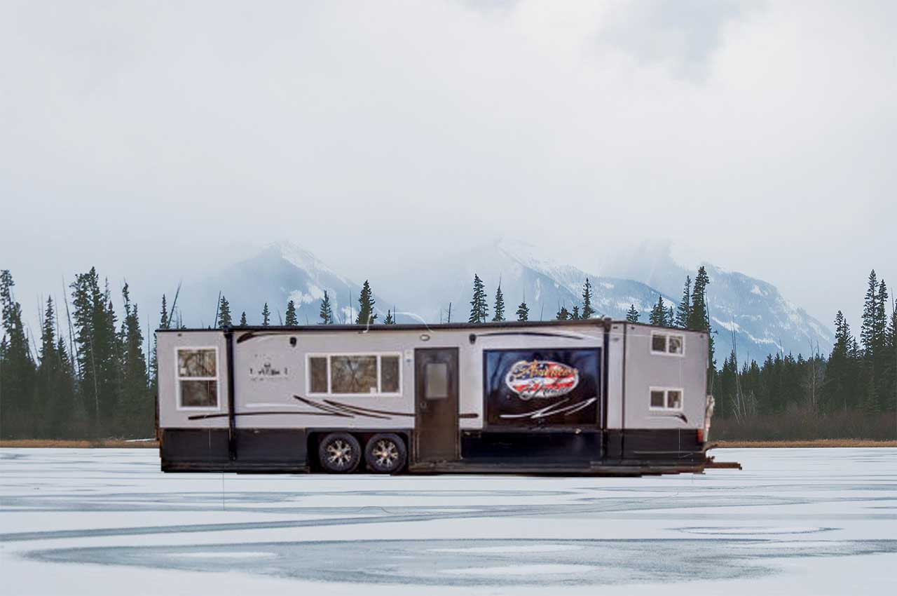 Ice Castle American Dream 8x31S RV Camper & Fish House | Outdoorica