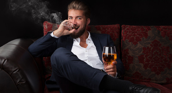 9 Dos and Don’ts of Properly Smoking a Cigar - Tobacco Haven