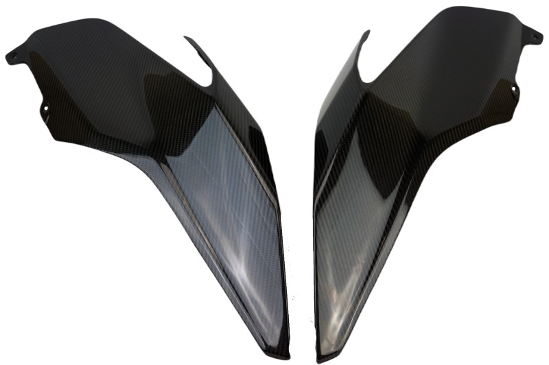Large Side Fairings in 100% Carbon Fiber for KTM Duke 390