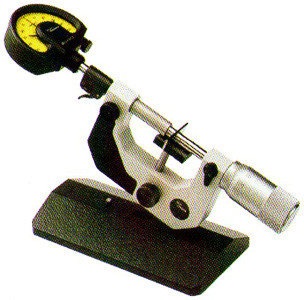 Mahr Precision Bench Micrometers 40 TS Micromar| Penn Tool Co., Inc