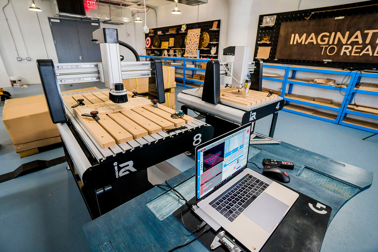 i2R 4 CNC Router Machine, 24" x 24" Travel| Penn Tool Co., Inc