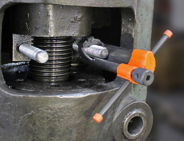 Nes Tight Space Thread Restorer - NES5| Penn Tool Co., Inc