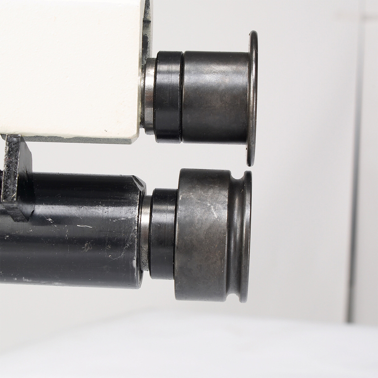 Baileigh BR-22 Manual Bead Roller - BA9-1000936| Penn Tool Co., Inc