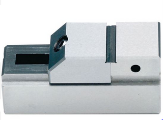 Precision Toolmaker Insert Vise, Jaw Width: 15/16", Jaw Opening: 1/2 ...