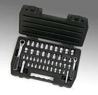 GEARWRENCH 46 Pc Pass Thru Ratchet 1/4" & 3/8" Dr Vortex Socket Set ...