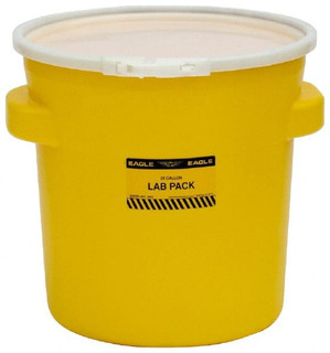 Eagle Manufacturing 20 Gallon Capacity, Plastic Lever Lock, Yellow Lab ...