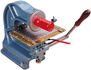 Made in USA Manual Stamping Machines, Character Capacity: 42, Size: 1/ ...
