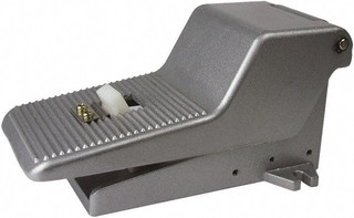 PRO-SOURCE 5-Port 1/4" Inlet NPT 1/4" Outlet 5-Way 2-Position Foot ...