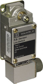 Square D DPDT, NC/NO, 600 Volt Screw Terminal, Rotary Spring Return ...