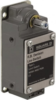 Square D DPDT, NC/NO, 600 Volt Screw Terminal, Rotary Spring Return ...