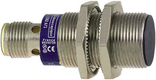 Telemecanique Sensors PNP, NO/NC, 5mm Detection, Cylinder, Inductive Proximity Sensor 4 Wires ...