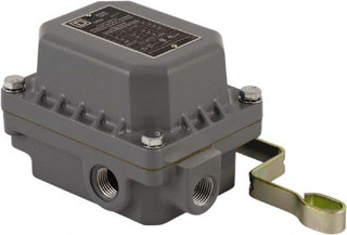 Square D 4 NEMA Rated, DPST, Float Switch Pressure and Level Switch 230 ...