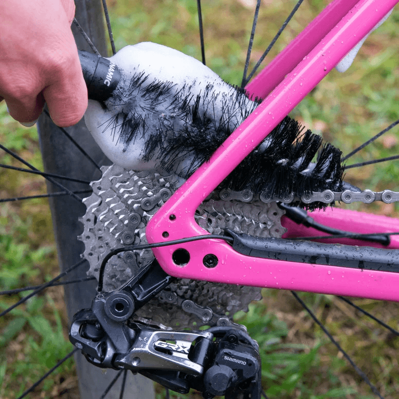 Dynamic Cone Brush Conical Brush for Tight Spaces and Spokes - DAY | ZERO