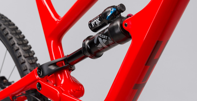 YT CAPRA 29 Core 3 MTB Enduro Carbon Lava Red