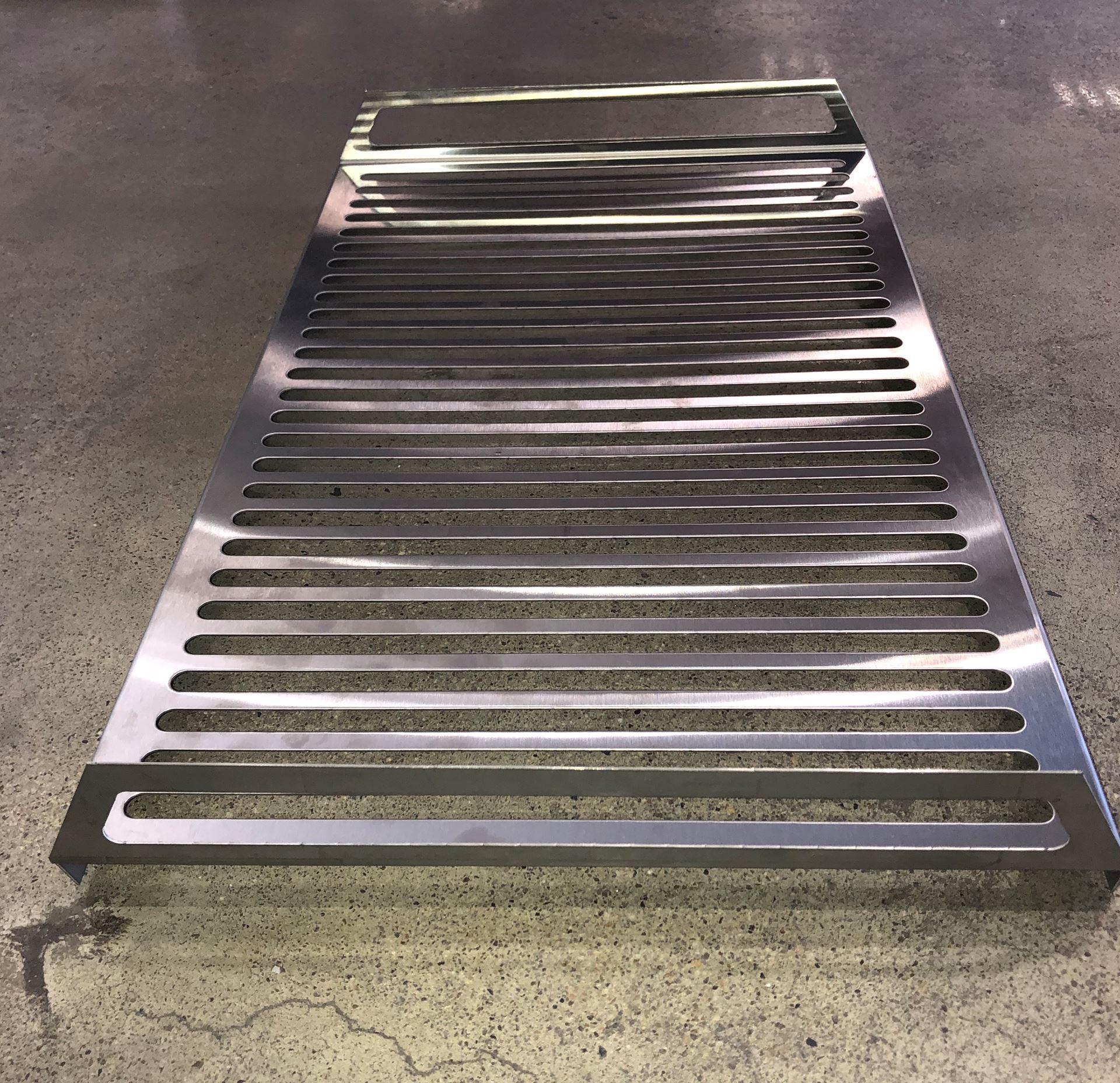 Heatlie Island Gourmet Elite 850 - Roasting Rack - The BBQ King - One ...