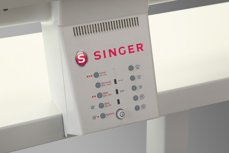 Buy 560 Roller Press Steam Ironer - SINGER®