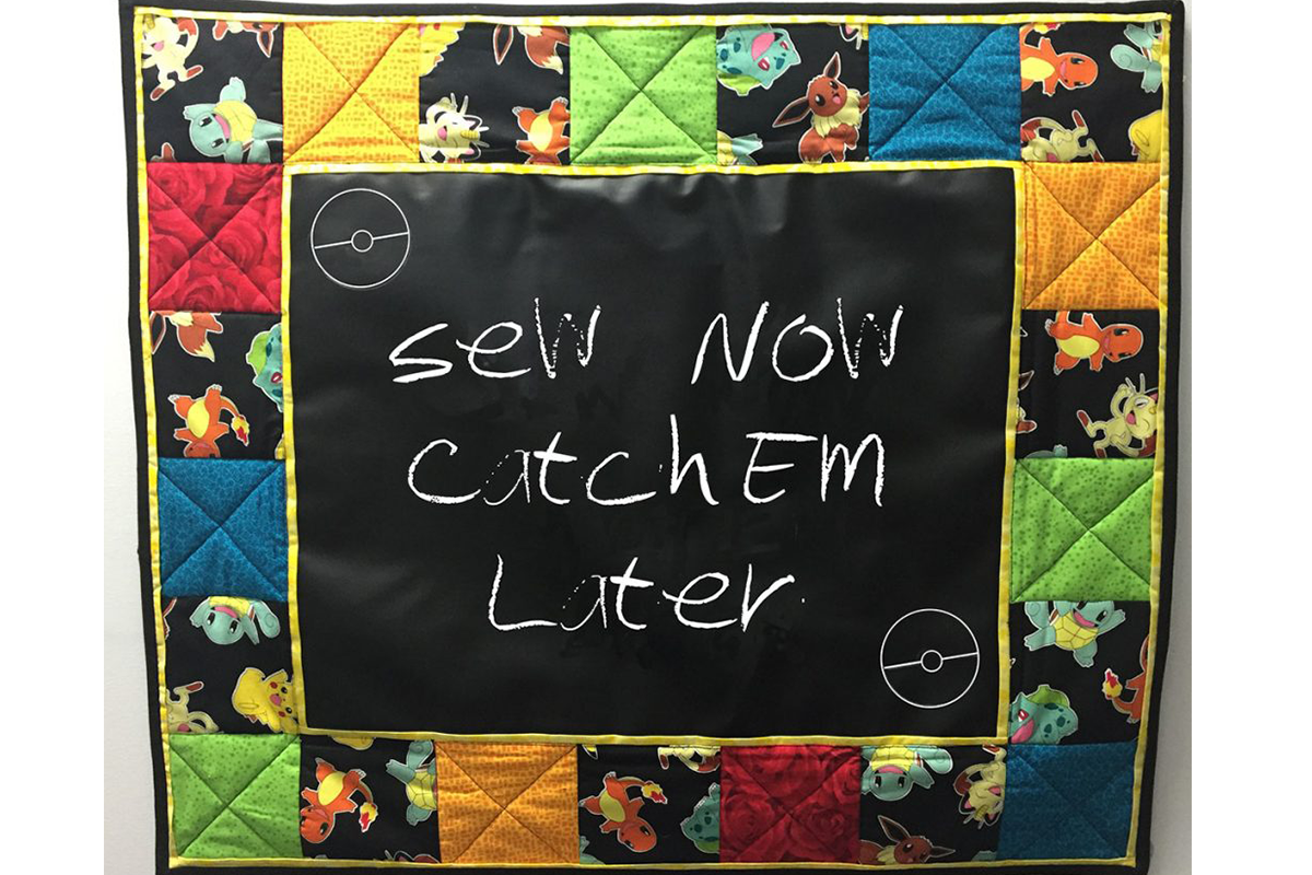 Pokemon Chalk Board - SINGER®