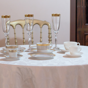 How to create the perfect tablecloth - SINGER®