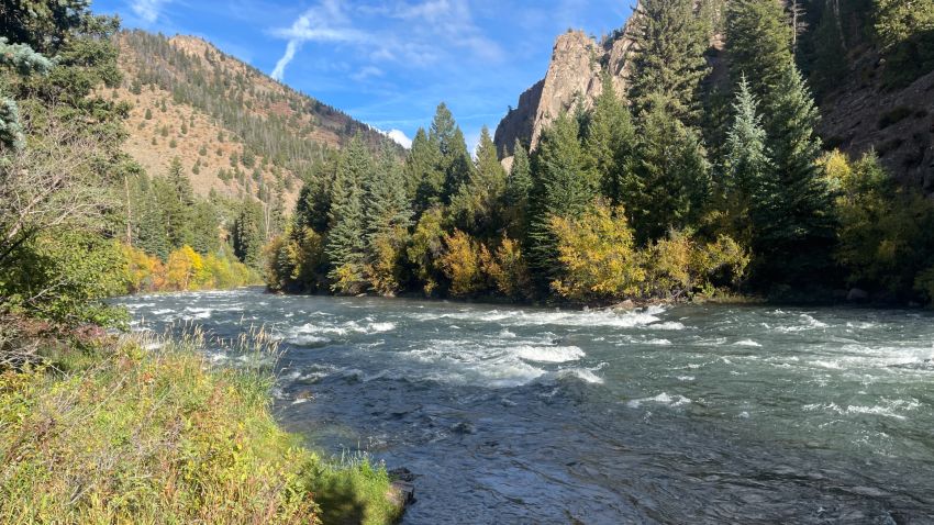 Master The Art Of Reading The Water: A Guide's Perspective - RiverBum.com