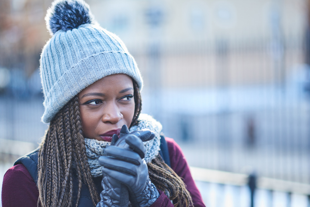 Winter Skincare Essentials: Beat Dry, Chapped Skin Naturally - Earth ...
