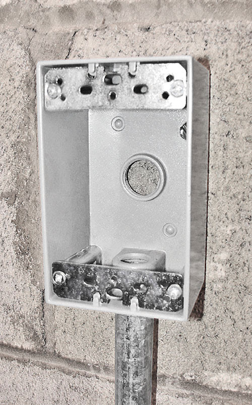 2" Deep One Gang Outdoor Weatherproof Box (3) 1/2" Holes