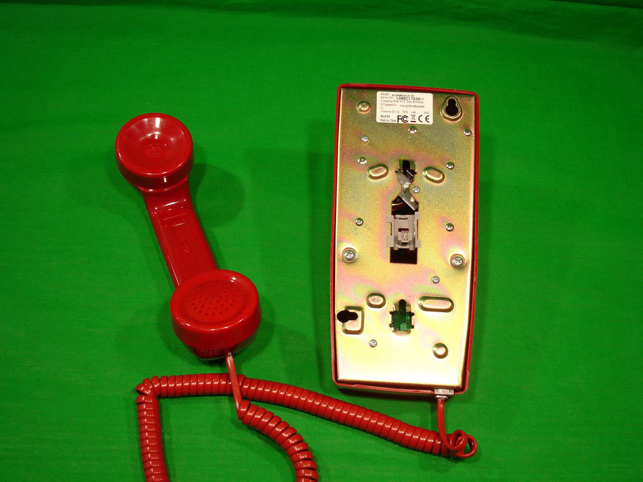 2554 | STYLE | NO | DIAL | WALL | PHONE | HOTEL | LOBBY | TELEPHONE | RED