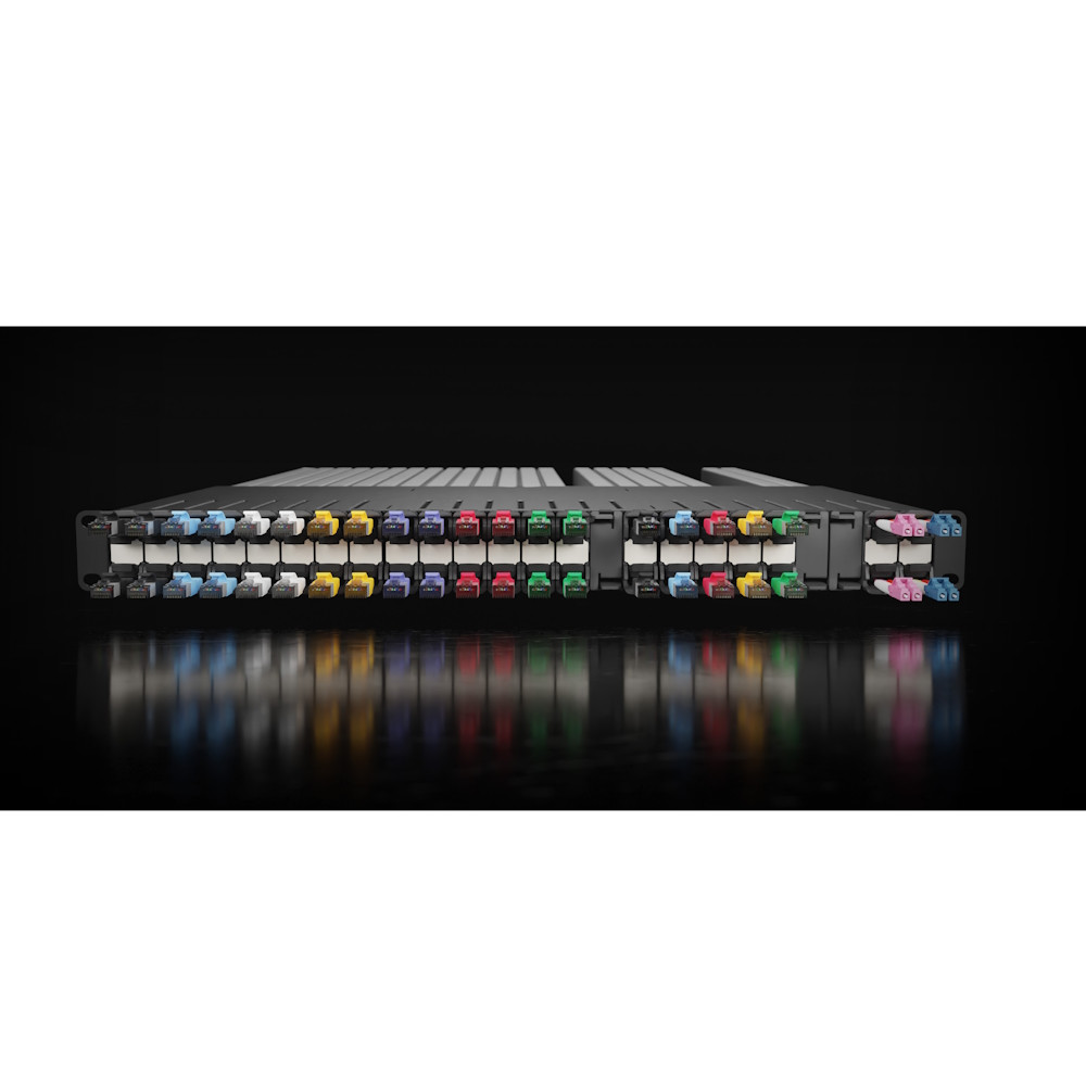 Patchbox | 365 | Category | 6A | Complete | 24 | Port | Retractable ...