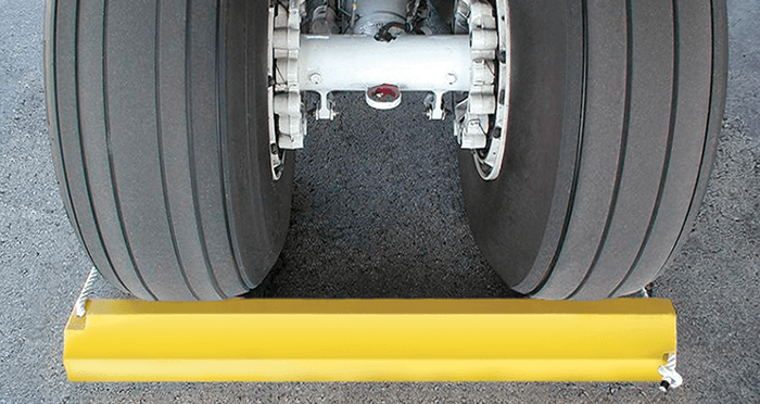 CHECKERS 56" Aviation Wheel Chock for Over-Sized Aircraft with Locking ...