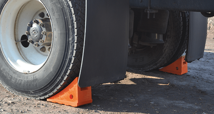 CHECKERS General-Purpose Utility Wheel Chock, Roped Pair, 30,000 lbs ...