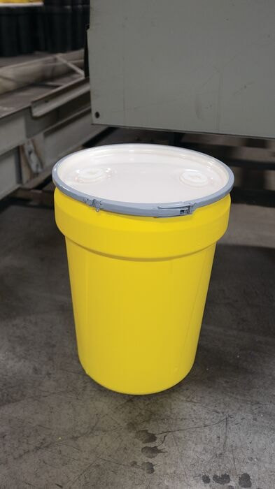 EAGLE 30 Gallon, Metal Lever-Lock, Lab Pack Open Head Plastic Barrel ...