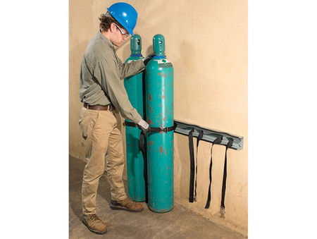 JUSTRITE Steel Gas Cylinder Support Bracket, Four 12" Cylinder Capacity ...